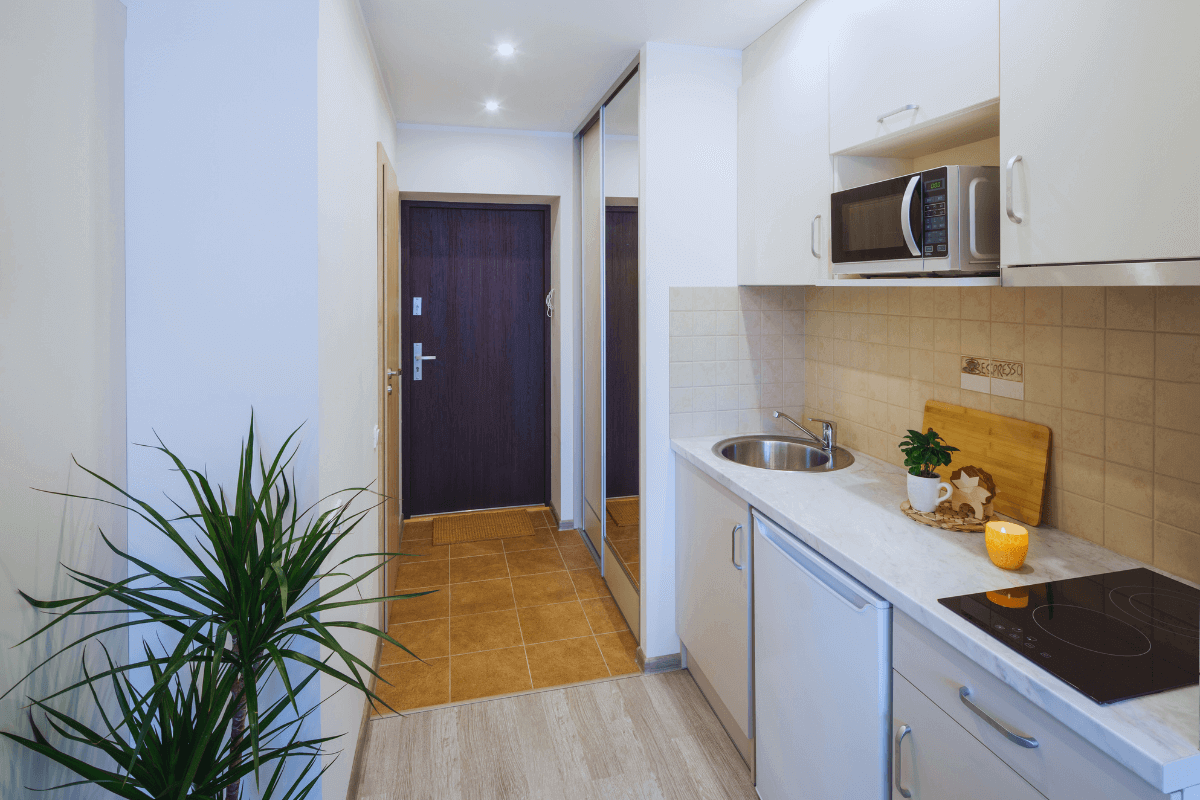 Enhancing Small Kitchen Spaces with Light Color Palettes - world tipss